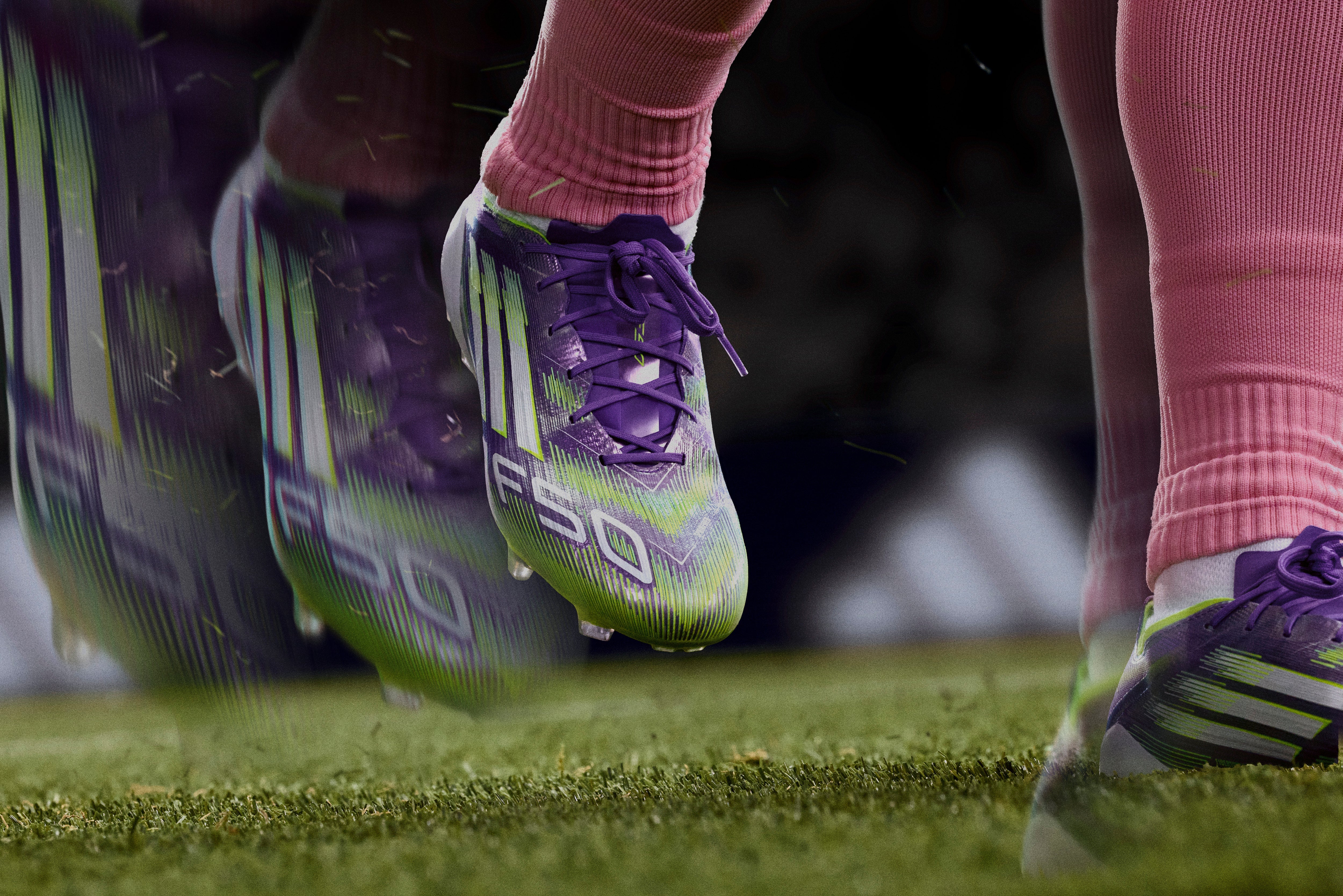 Køb Adidas F50 fodboldstøvler | Klar til kamp og træning – INTERSPORT DK